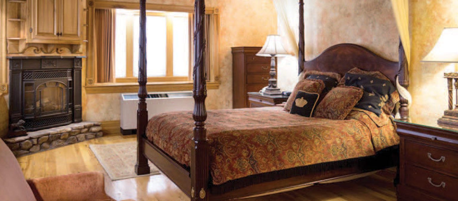 Landolls Bridal Brochure | Landoll's Mohican Castle